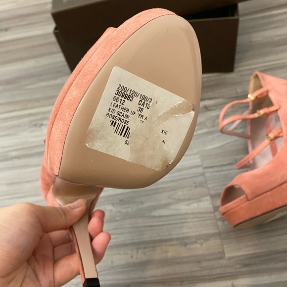 Gucci | Shoes | Gucci Rose Suede Pump Size 38 | Poshmark